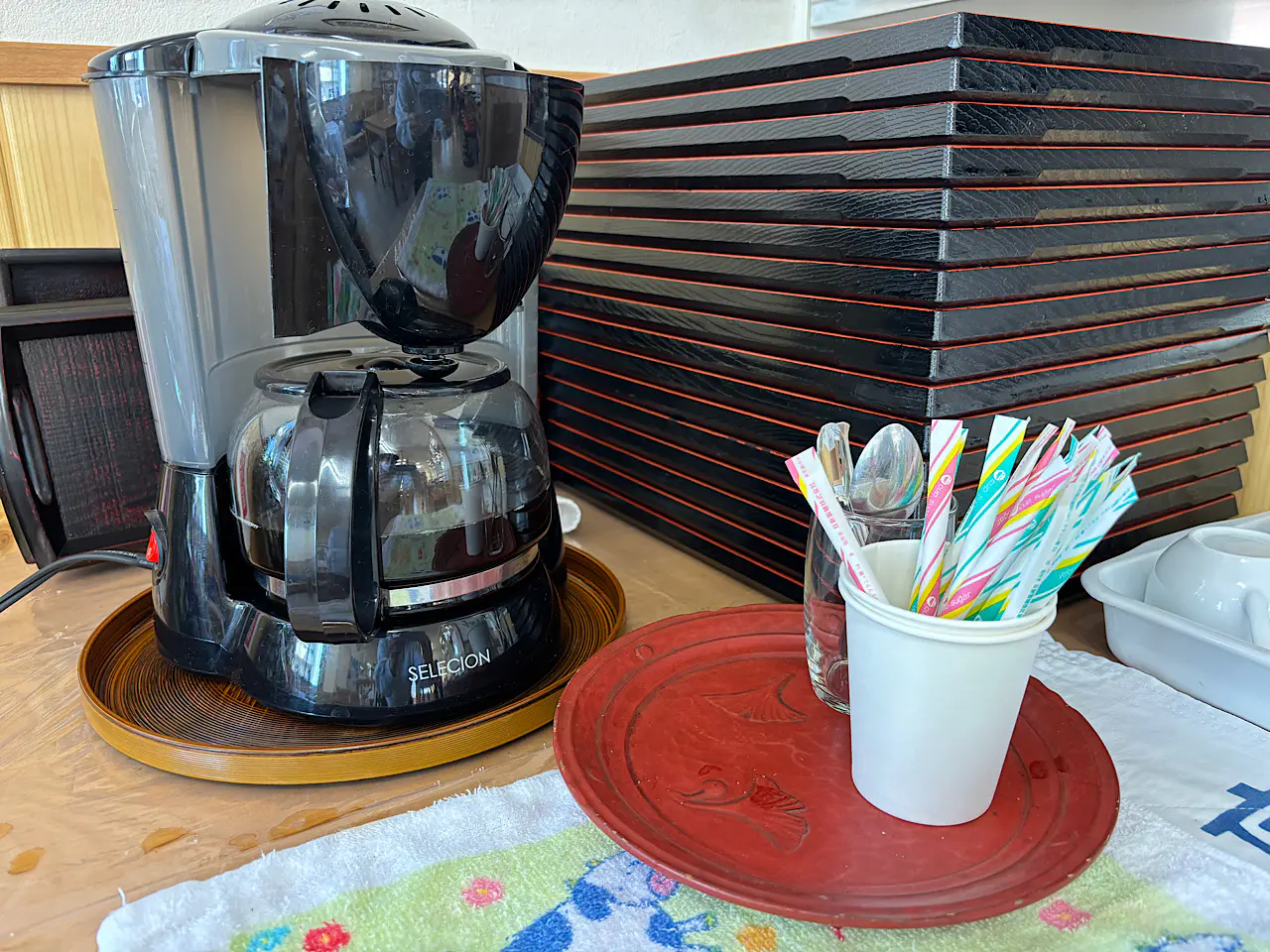 朝どれ!漁協の“お母さん”の味【JF 女性部食堂】富山湾の宝石「シロエビ」もランチで。能登震災から1年3か月ぶりに営業再開｜グルメ｜nan-nan｜富山を楽しむオススメ情報