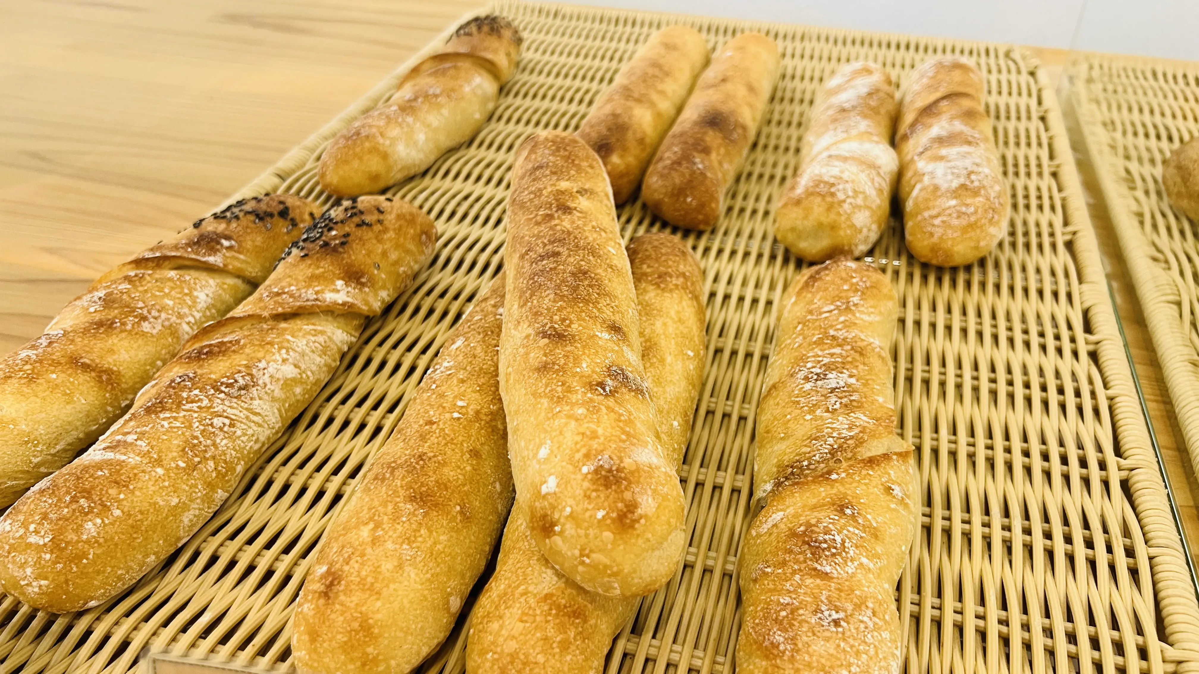 もちもち食パンにハード系も。シンプルで毎日通える富山・滑川のベーカリー【OZ BREAD】｜グルメ｜nan-nan｜富山を楽しむオススメ情報