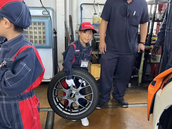 車のしごと｜ジョブレポート2025｜KNB WEB｜北日本放送｜ラジオ・テレビ局発！富山の最新情報サイト